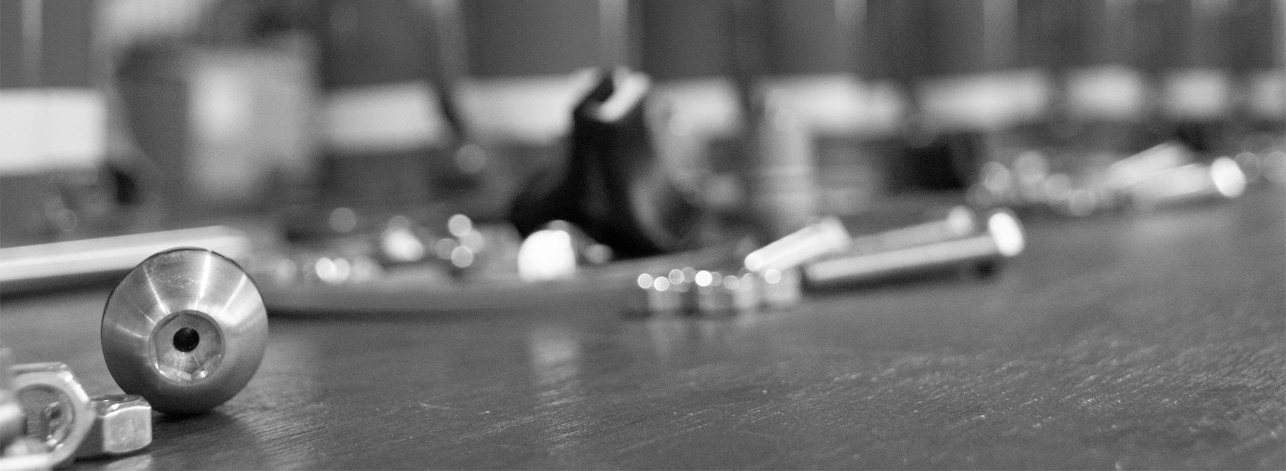 Improving Operator Awareness & Safety: The LED Live Line Indicator ...